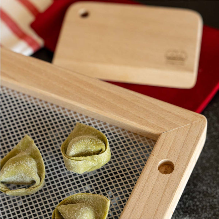 Pasta drying tray | kitchen utensils | Shop on line Pasta drying tray
